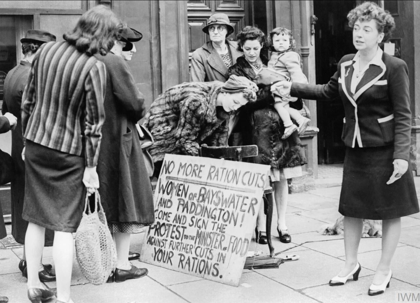 Recipes of scarcity: Dealing with rations in (post-)WWII Britain ...